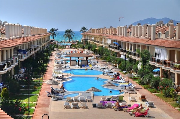 Sunset Beach Club Lebrentals - Çalış Beach