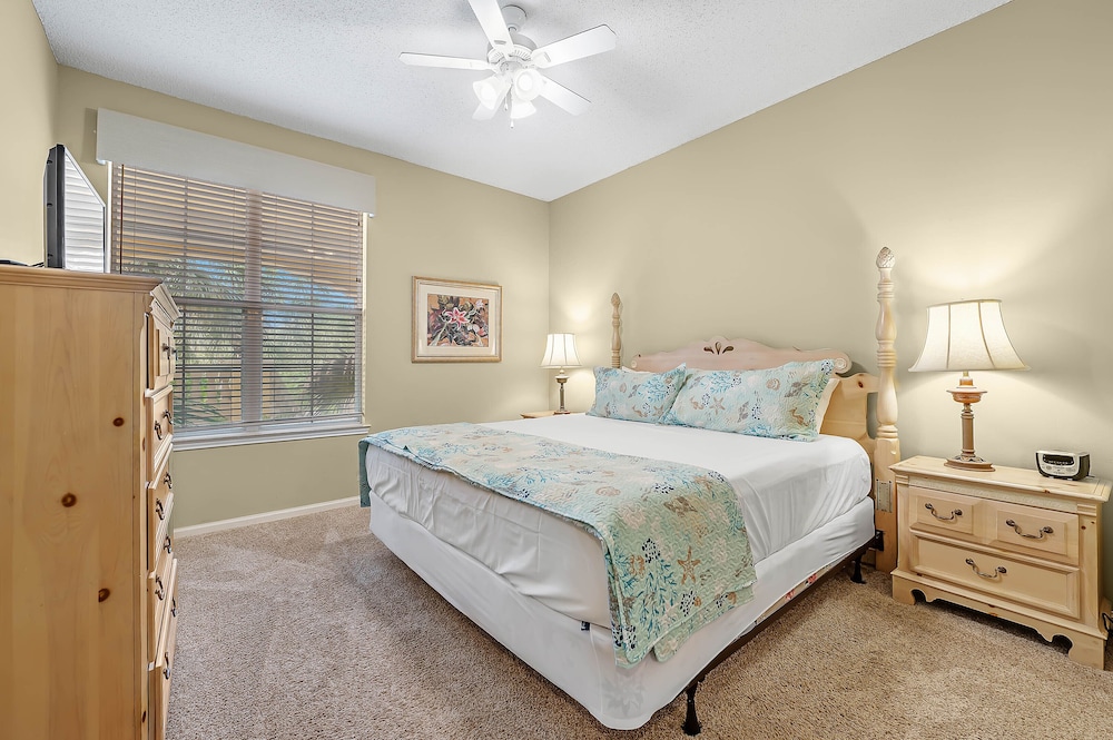 103 East Stunning Three-Bedroom Beachfront condo! - Fort Morgan | Vrbo