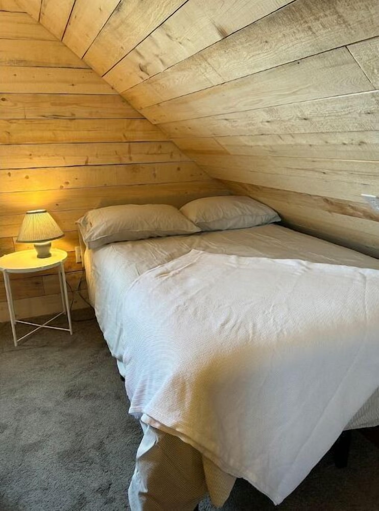 Cabot Trail Beach Cottage - Petit-Etang | Vrbo