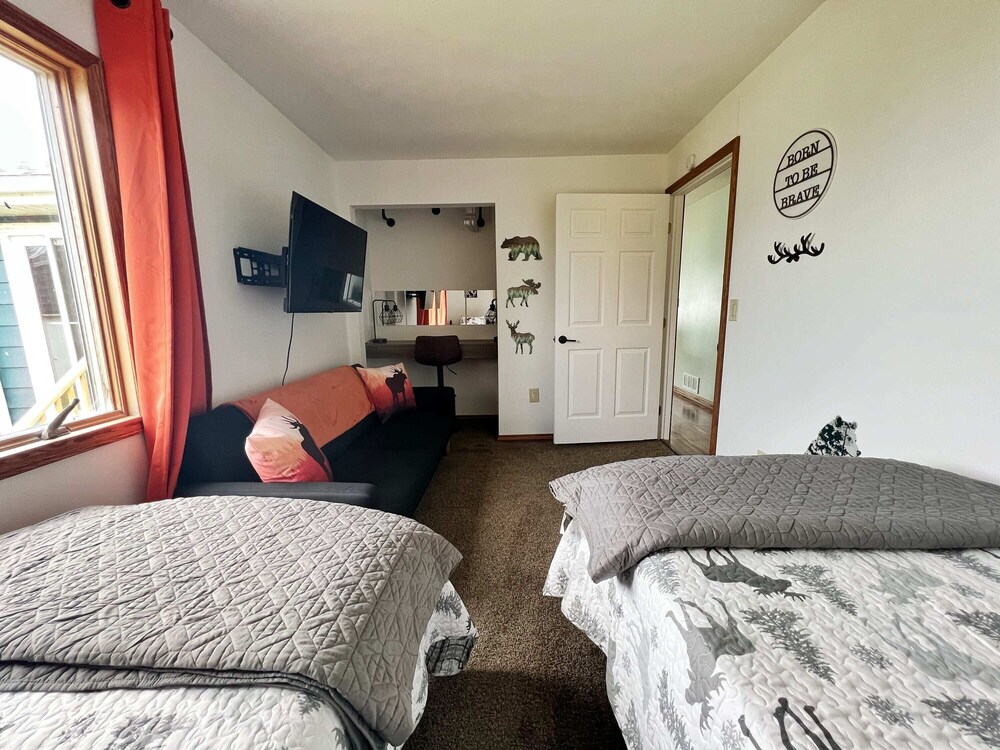 New Lake Huron Lakefront Getaway - Incredible sunrises! - Arenac County ...