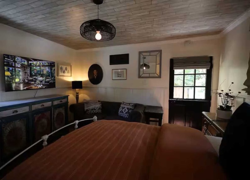 Carrington Cottage @ 420 Shiloh Lgbta Pet Friendly Sanctuary With Soul - Palm Springs, CA