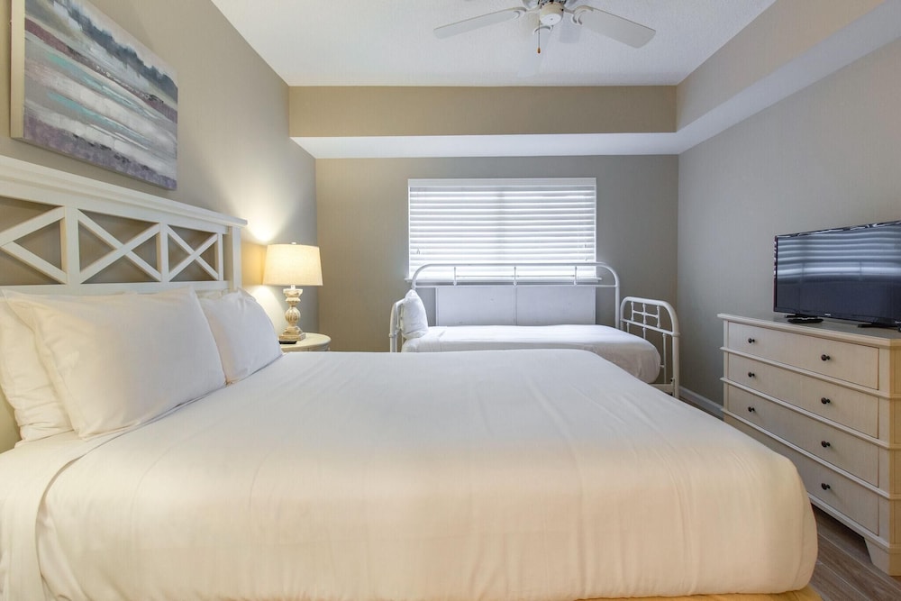 2BR Beachfront Oasis w/ Golf Cart at Westwinds! - Miramar Beach | Vrbo