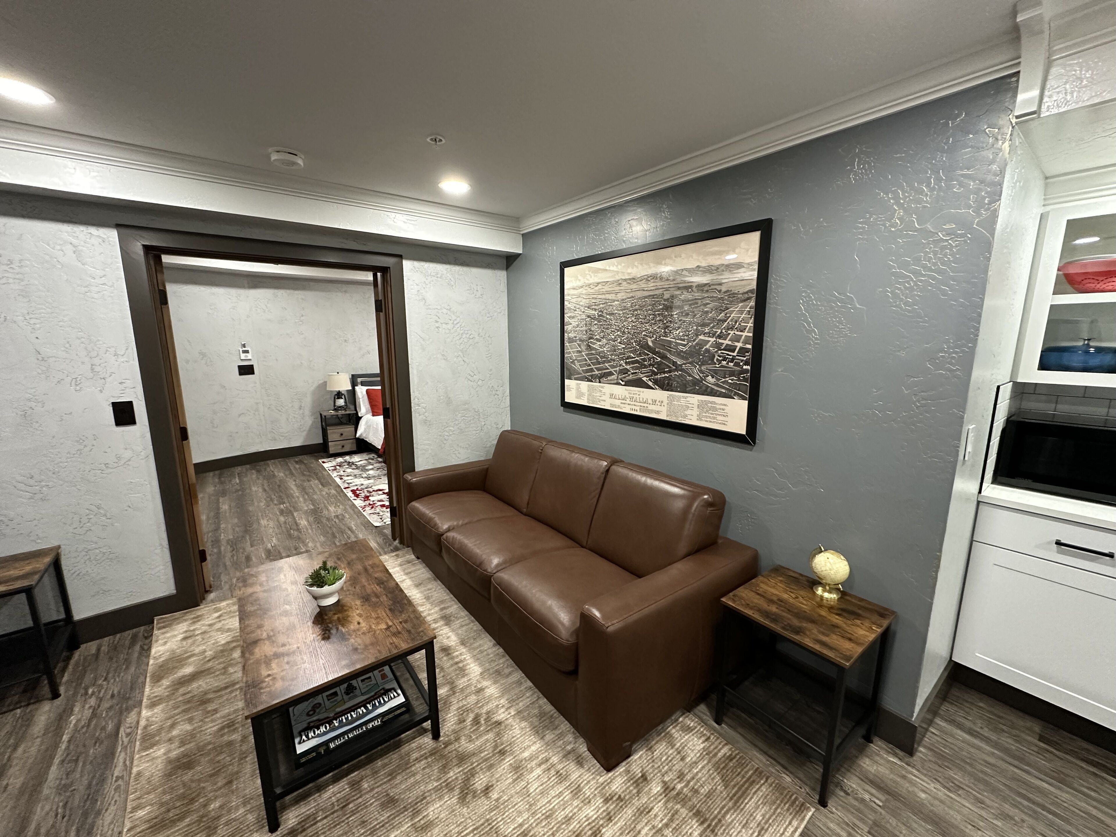 New Luxury Condo 2 Blocks From Historic Main Street In Downtown Walla Walla - Walla Walla, WA