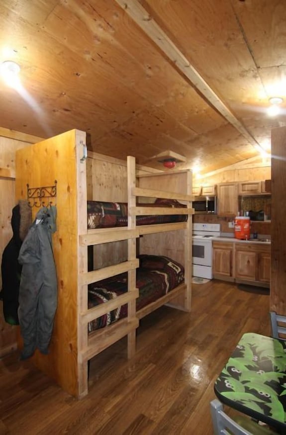 Alaskan Adventure Dry Cabin #3 - Alaska