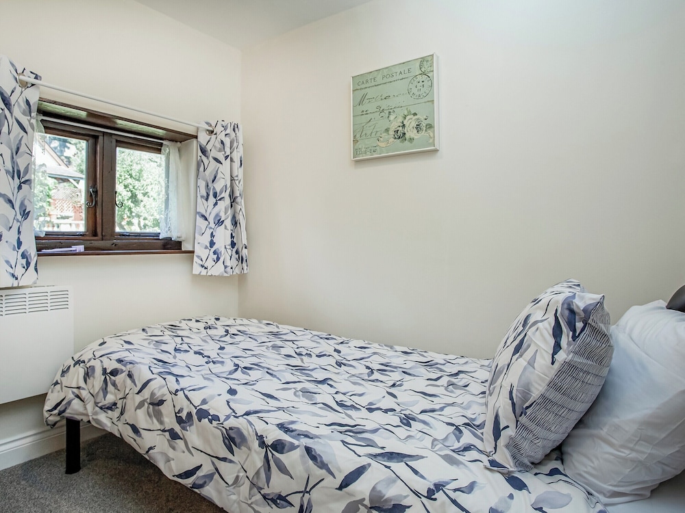2 Bedroom Accommodation In Stokeinteignhead - Dawlish