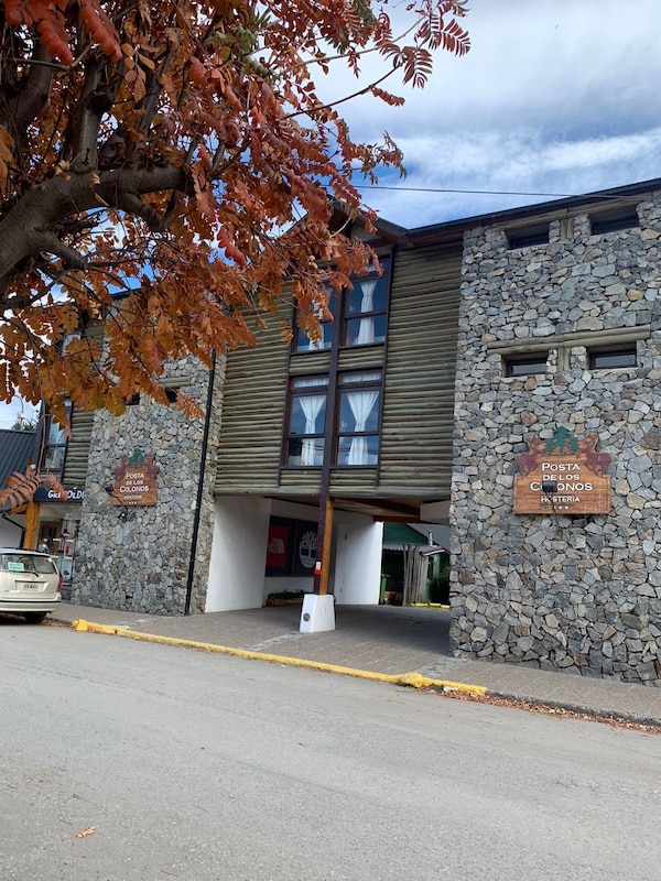 Posta De Los Colonos - Neuquen