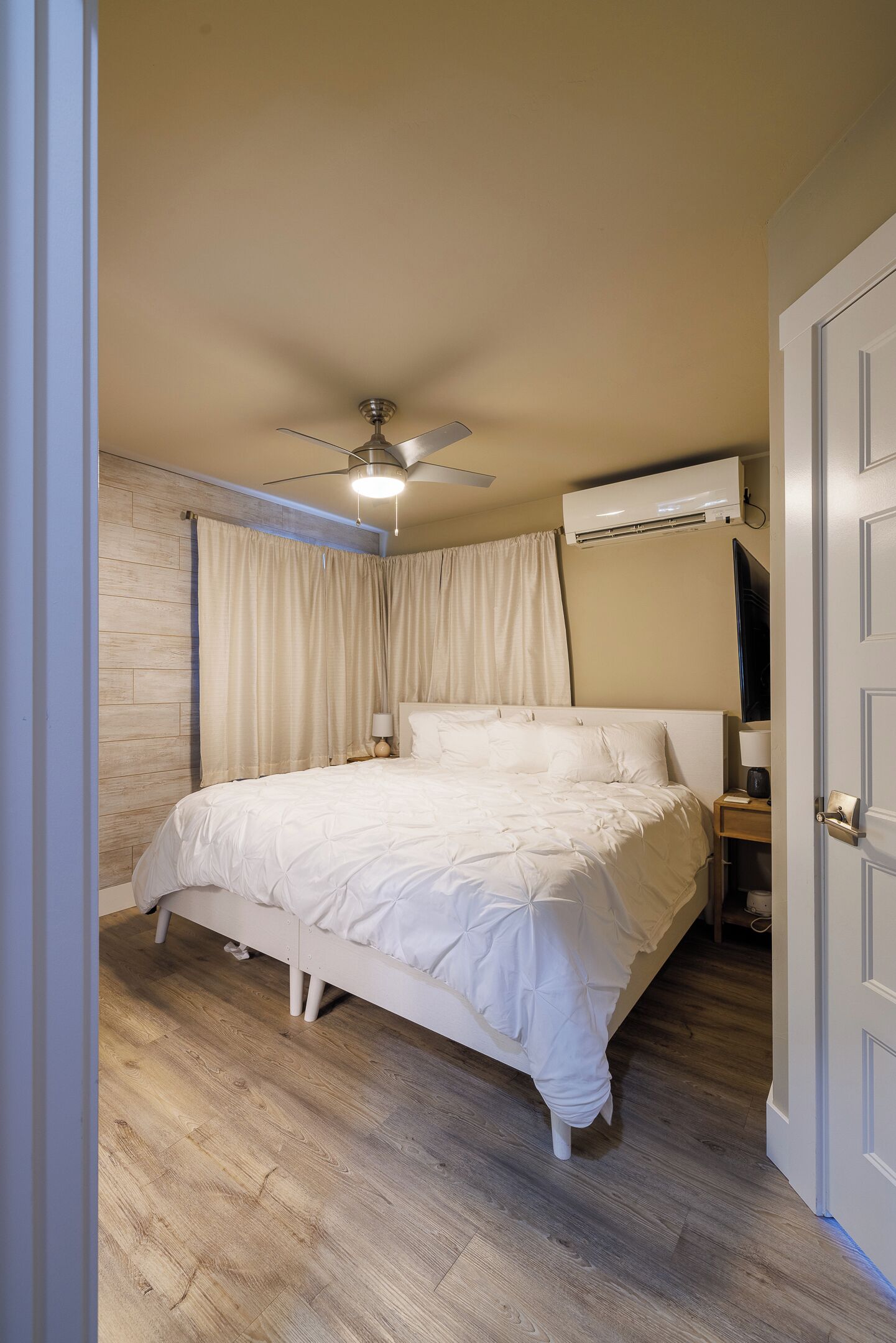 Modern Home With Private Firepit - Post Falls, ID