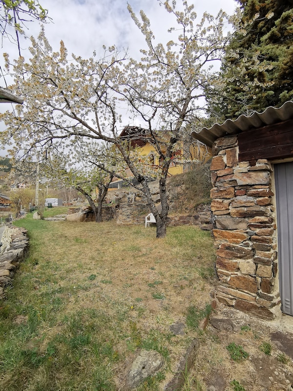 Châlet Dorres Avec Grand Jardin - Bolquère