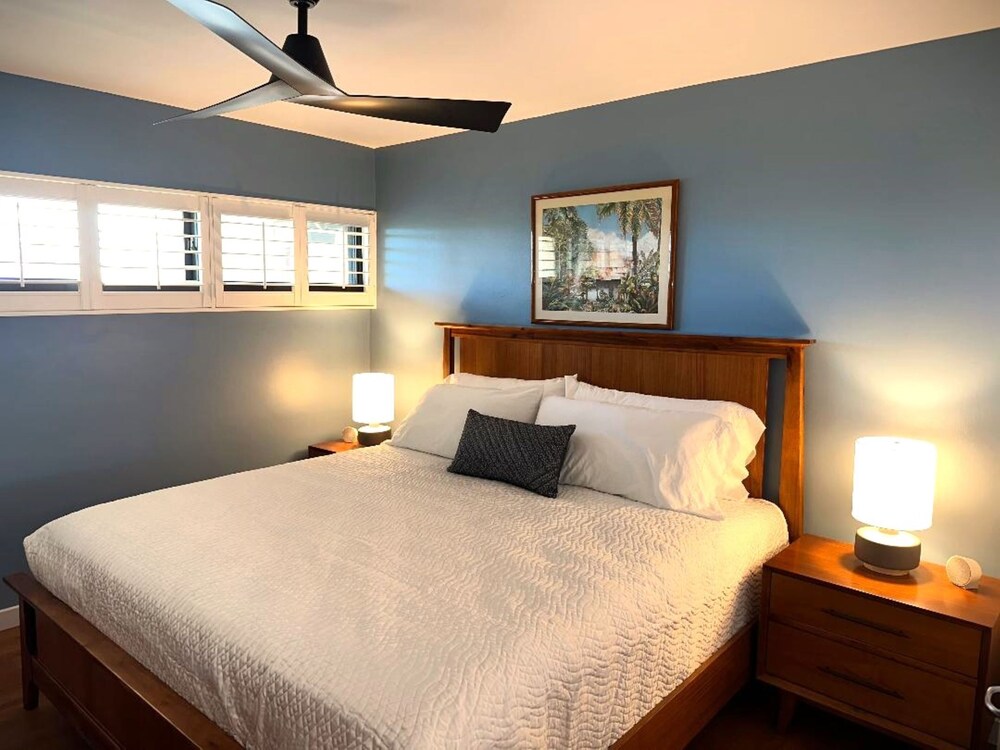 Sugar Beach Oceanfront Condo with Spectacular Views and Steps to Beach ...