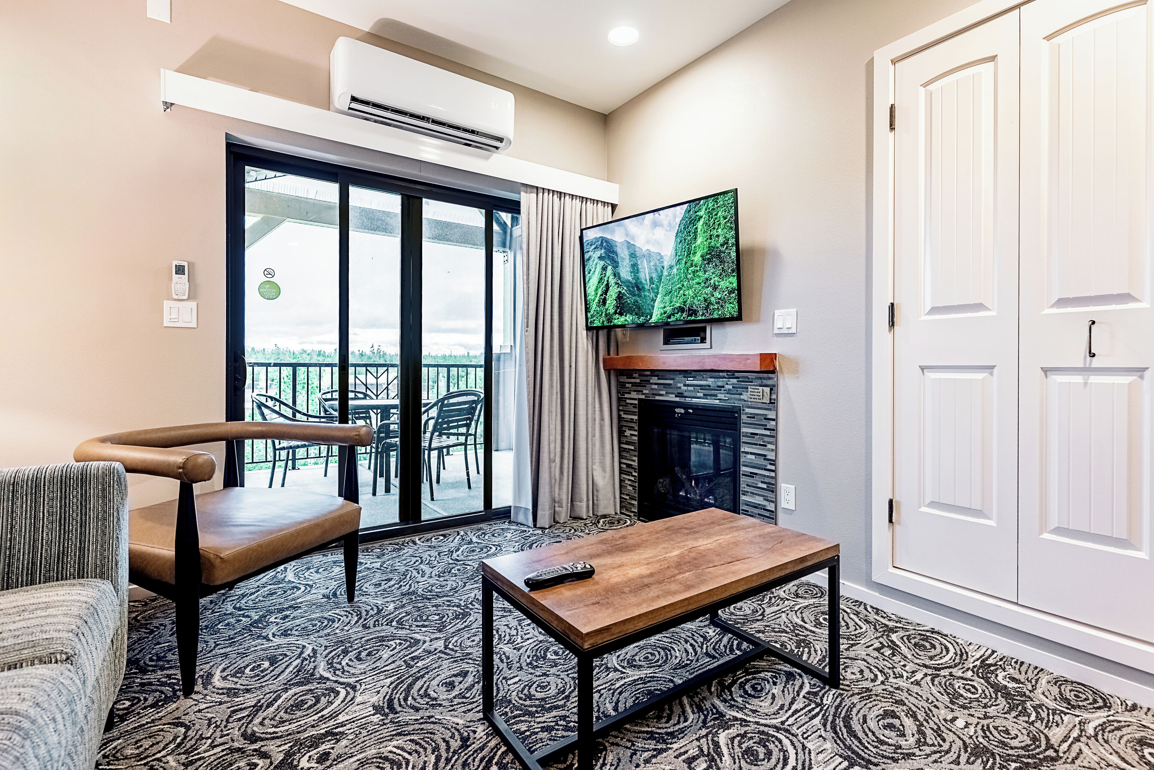 2br Near West Entrance, Pool, Hot Tub, Games Room - West Yellowstone, MT