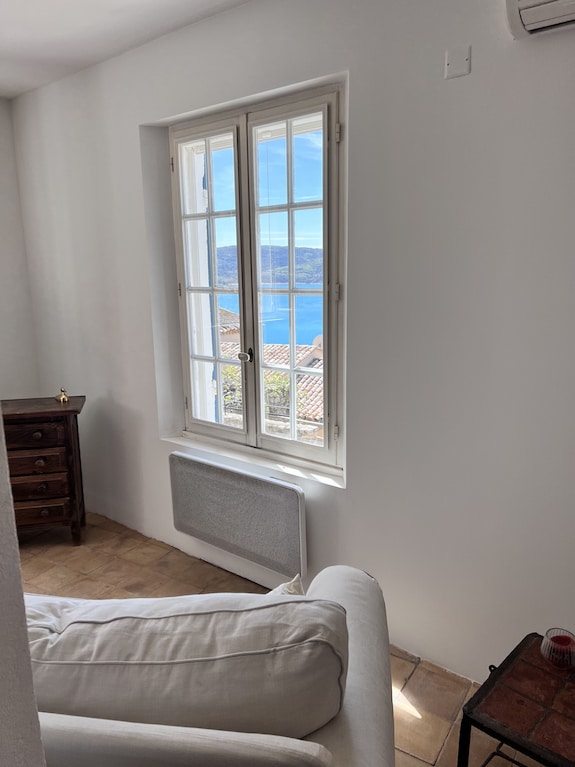 Appartement Privé Dans Une Maison Avec Vue Sur Le Lac De Sainte-croix-du-verdon - Bauduen