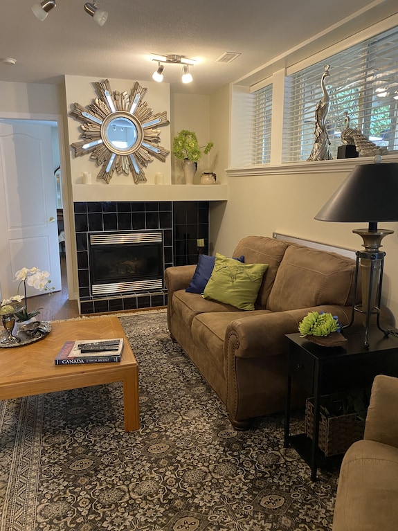 Cozy Like Home Rural Feel In Urban Area Central To Sightseeing . Close To Shops - Surrey