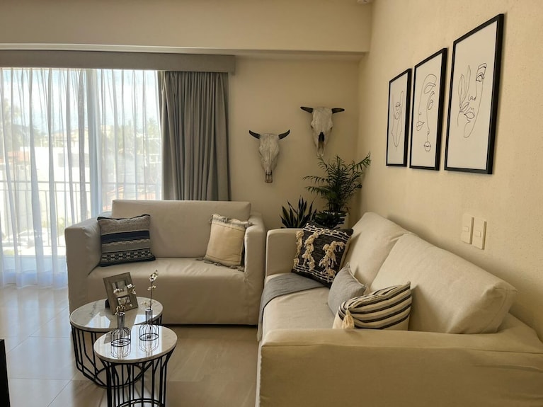 Across The Street From Ocean! Large Unique Mexican Condo - Bucerías