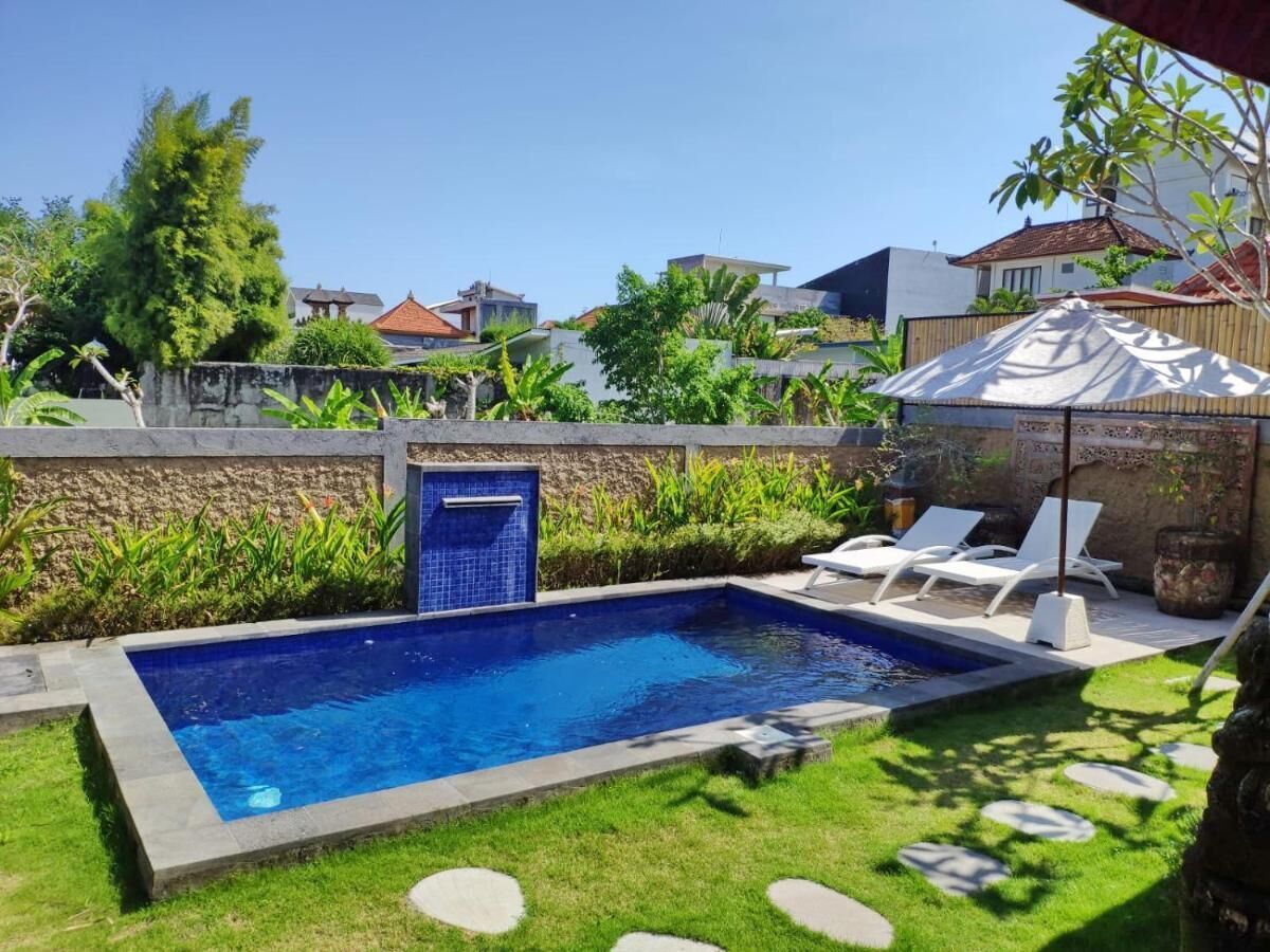 5 piscinas exteriores 