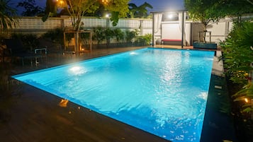 Piscina exterior