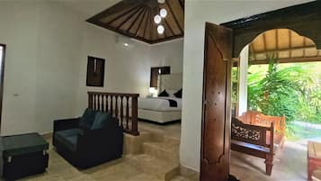 Suite-Estúdio Deluxe (Deluxe Suite) | Vista do quarto