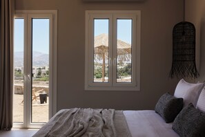 Villa Executiva, 1 quarto (with outdoor jacuzzi) | Cofre com capacidade para portátil, com decoração personalizada 