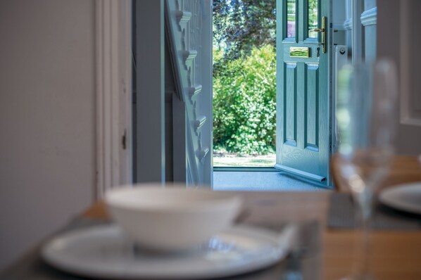 Micro-ondas, fogão, cooktop, lava-louças