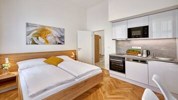 Estúdio Superior | 1 quarto, cortinas/cortinados opacos, quartos insonorizados