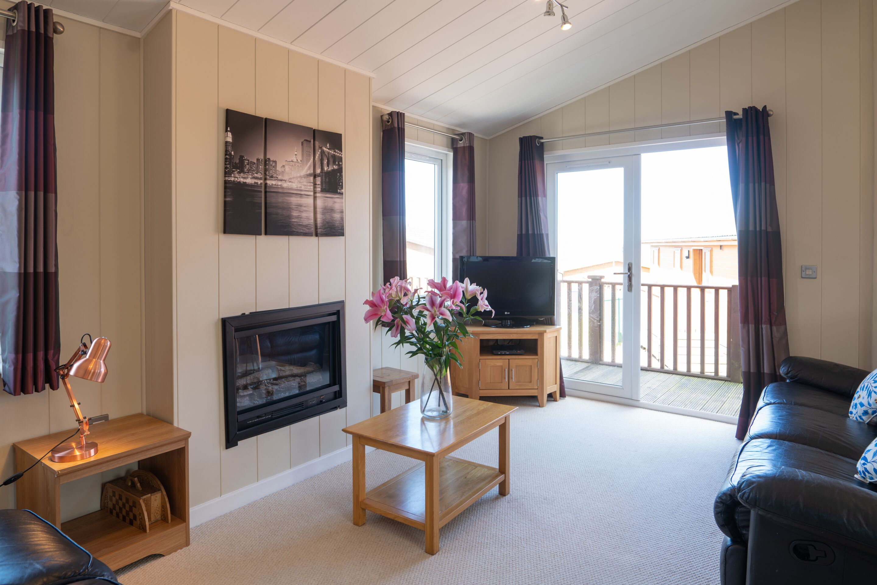 54 Meadow View Lodge - 3 Bed-sleeps 6-tjs54mv - イフラクーム