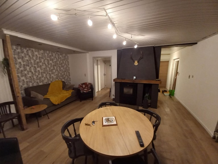 Le Chalet Du Gégé -Grand Hez, Bouillon - Havre De Paie Perdu En Foret Ardennaise - Bouillon