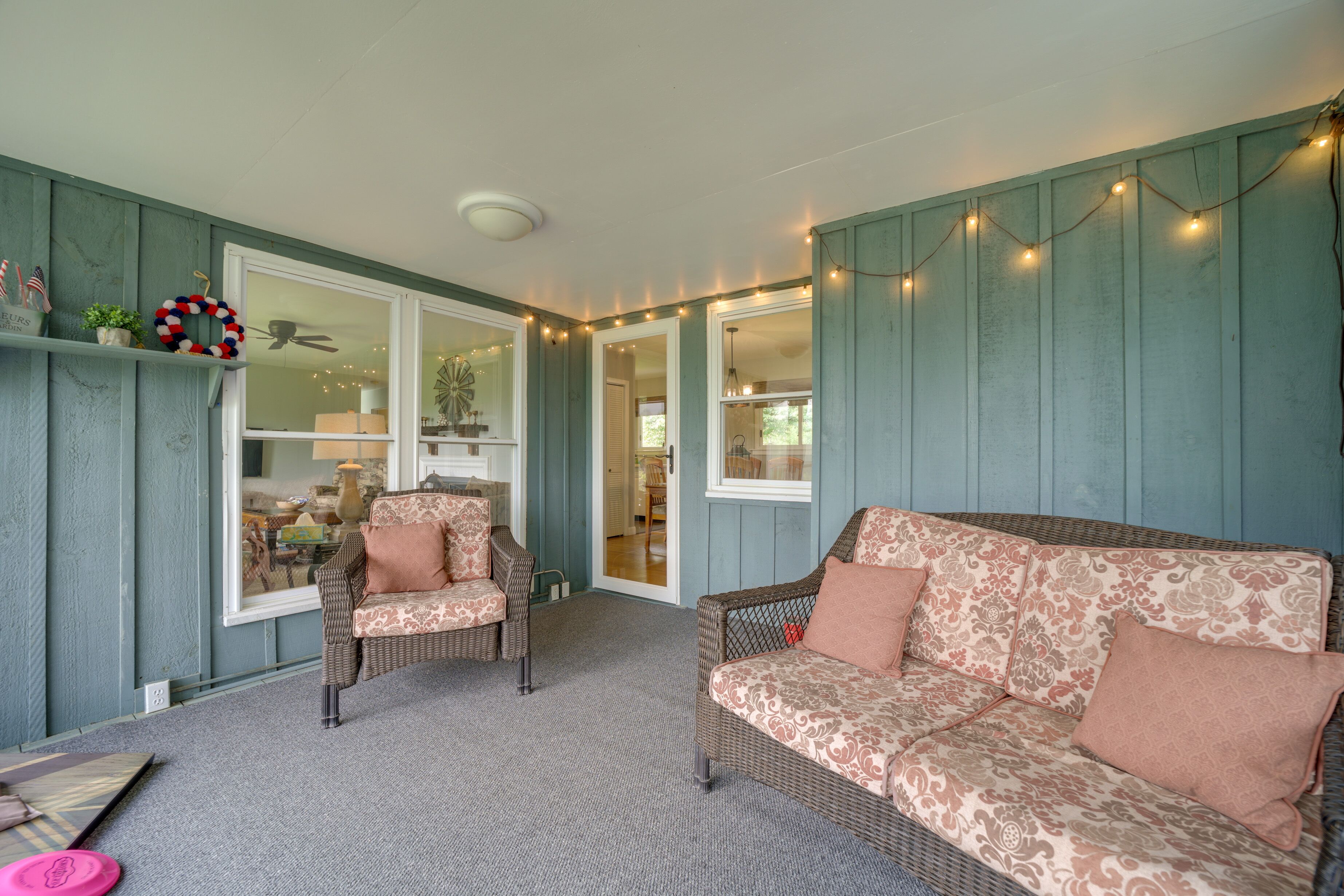 Centrally Located Brevard Home W/ Deck & Fire Pit! - Brevard, NC
