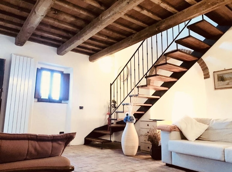 Tuscan Farmhouse Apartment On Two Levels With Sea View - Livorno