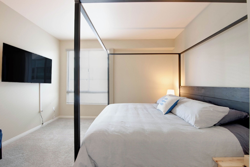 Happy Haven: Spacious 1 Bedroom - Marina Beach Marina Del Rey
