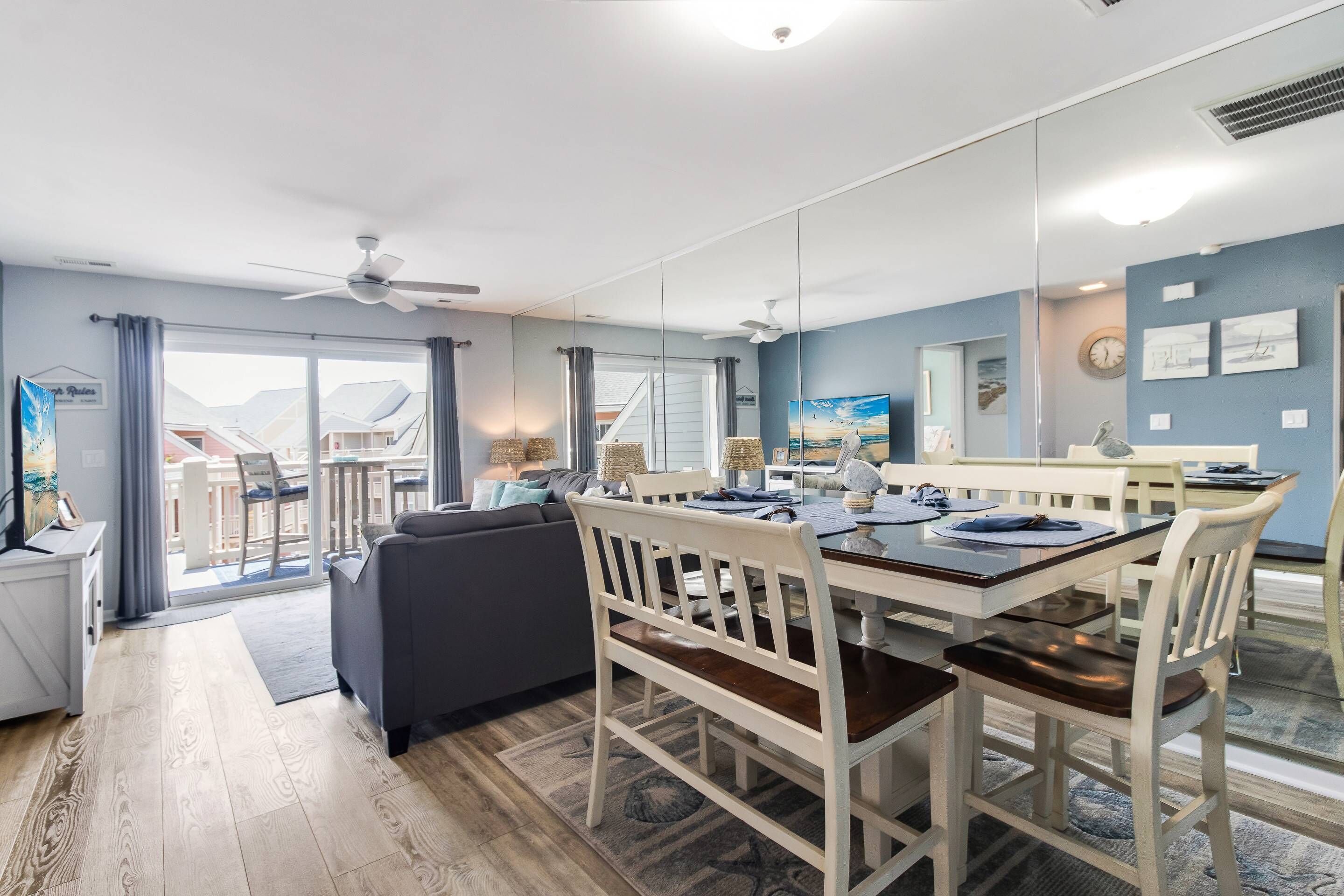 Amazing Beach, Ocean Views From 3rd Fl Condo Deck, Large Communal Pool - Bald Head Island, NC