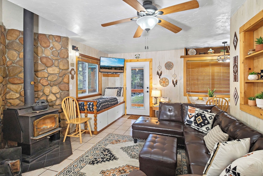 "Moe's Riverside Cottage", Riverfront, Pet Friendly, Wifi, Sleeps 6 - New Mexico