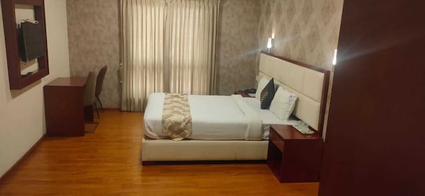 Hillcrest Metro - Ooty