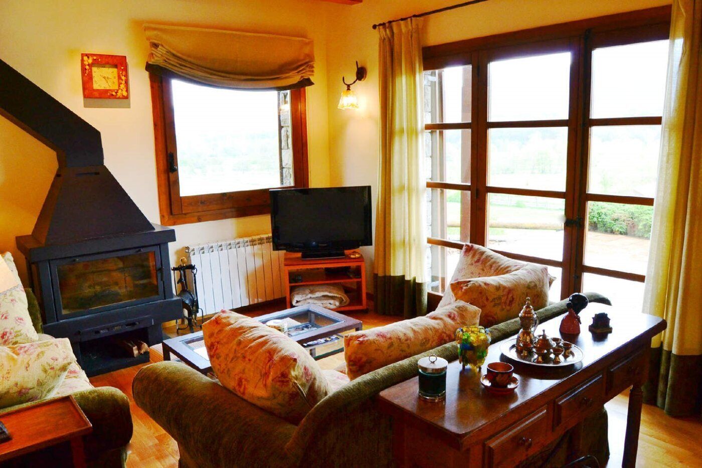 Townhouse 3 Rooms Pool, Fireplace, Cadí Views, 8 Pax - Alp