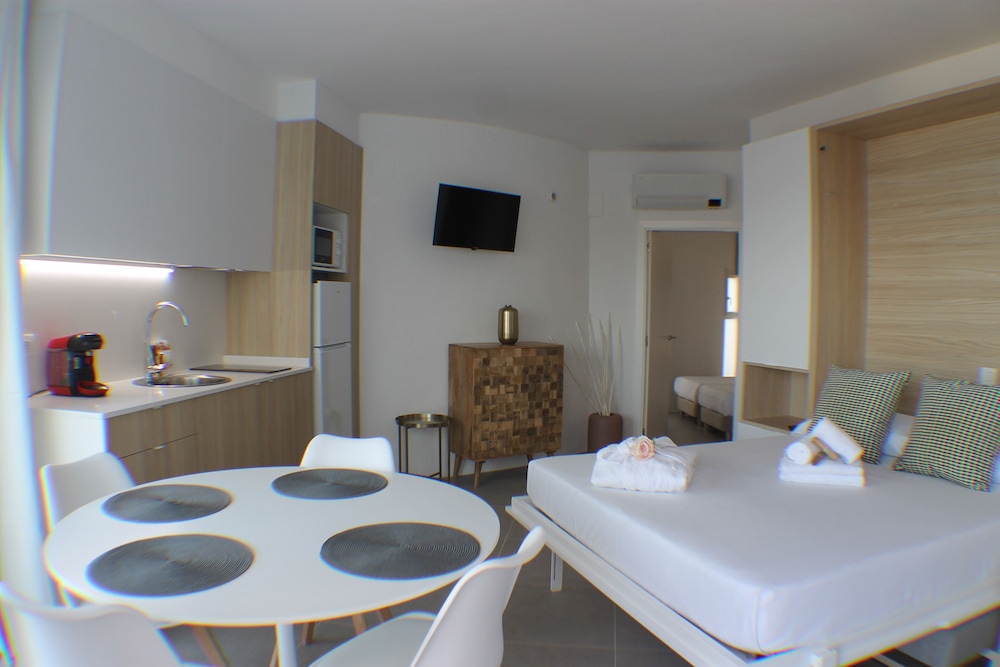 Agi Castell Mar 1011 Apartamento En Alquiler En Roses Girona. - El Port de la Selva