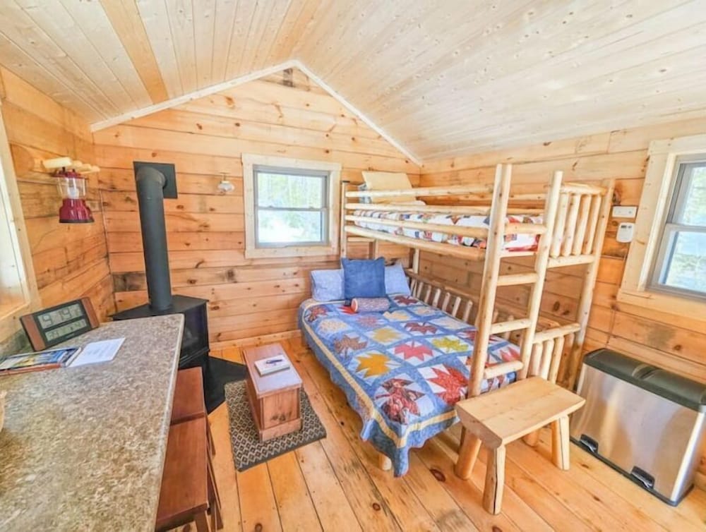 Tiny Tuloon Off-grid Amish Crafted Log Cabin Near The Bwca & Sht - Sled Dogs! - Minnesota