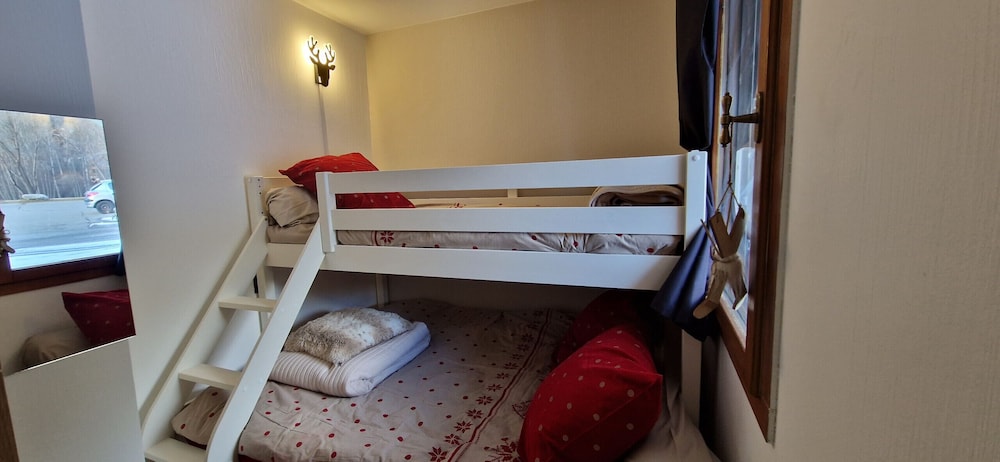 Beau Studio Au Pied Des Pistes Pour 4-5 Personnes - La Salle-les-Alpes