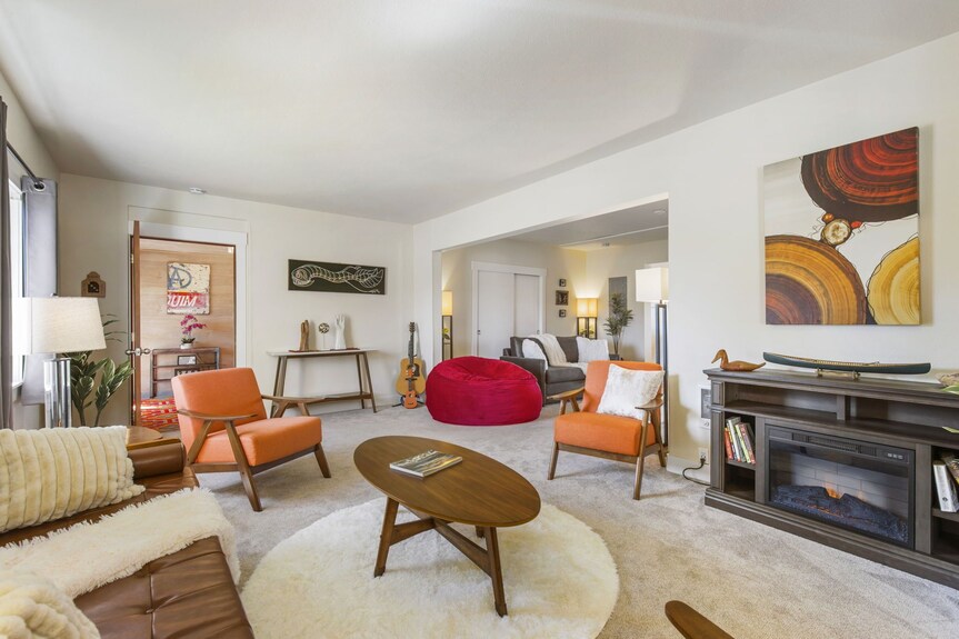 Experience Sequim Charm & Amazing Lighthouse Views, By The Olympic National Park - Olympic Game Farm, Sequim