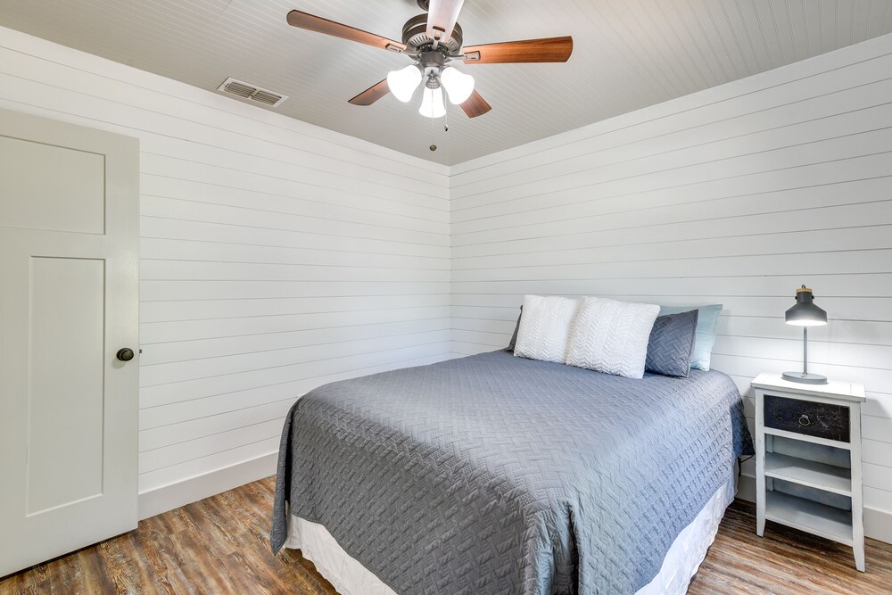 Pet-friendly Texas Home W/ Furnished Patio & Grill - Possum Kingdom Lake, TX