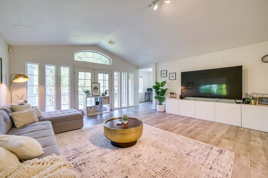 2 Mi To Lake Sammamish State Park! Modern Duplex - Tiger Mountain State Forest, Issaquah