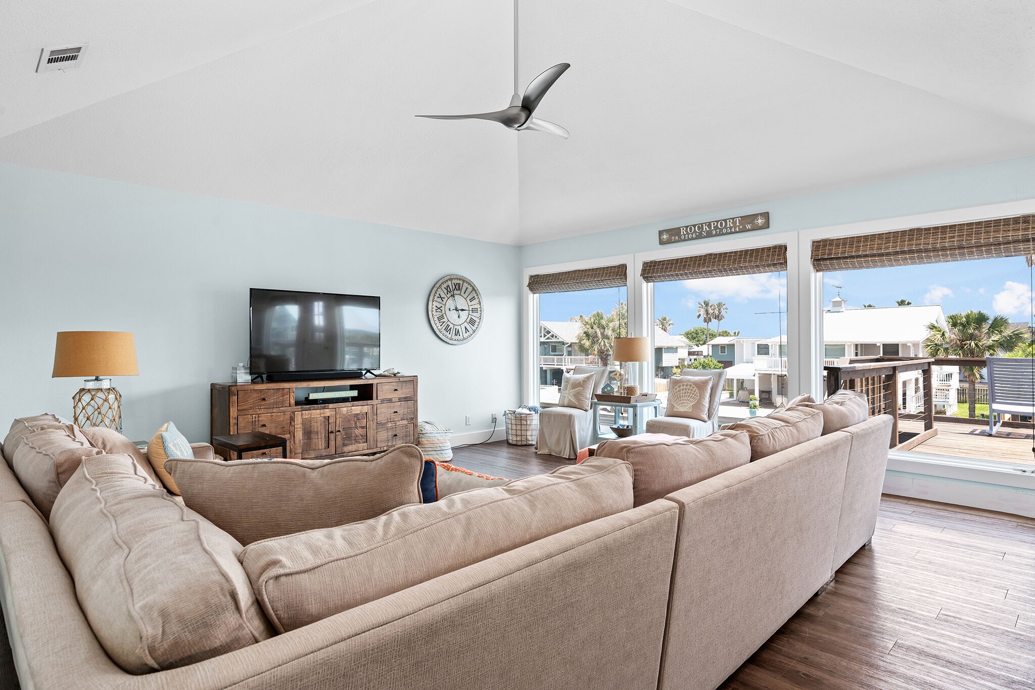 Beautiful Canal Views On Key Allegro! ~20 Flamingo~4 Bed/4 Bath - Rockport, TX