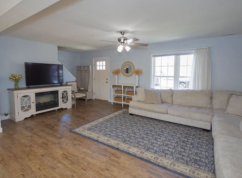 Cape May Heated Swim Spa Oasis Sleeps 8, Dog & Ev Friendly - New Jersey