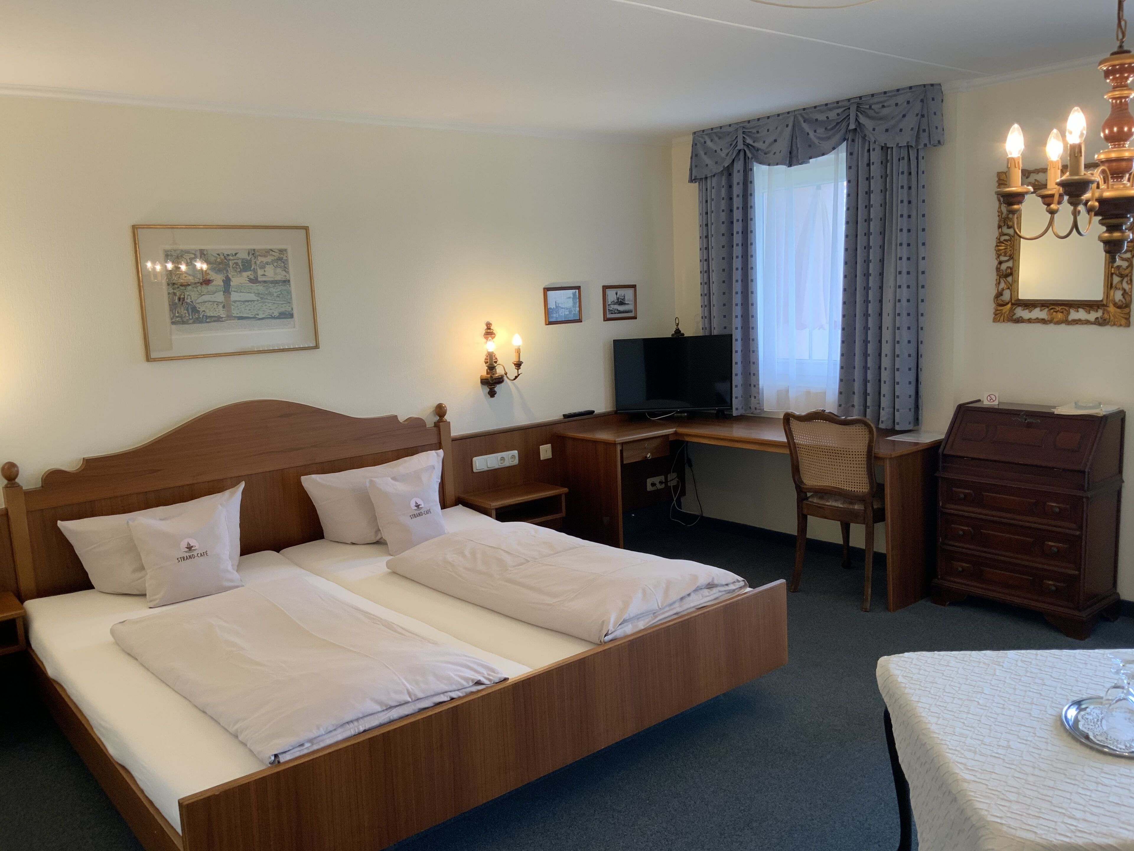 Doppelzimmer Seeseite Mit Balkon, Dusche/wc, Max. 2 Pers. - Langenargen