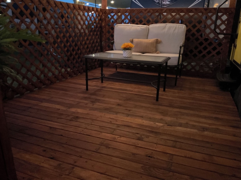 Cozy Island Beach Retreat - Freeport, TX