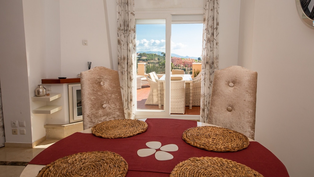 La Vizcarronda Rosemont 10.2 - Estepona