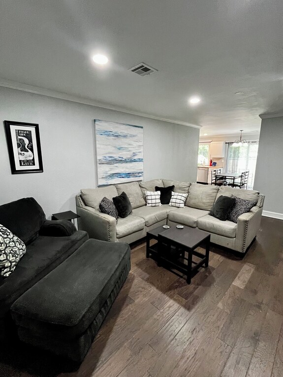 3br/1ba Broken Arrow Home - Oklahoma