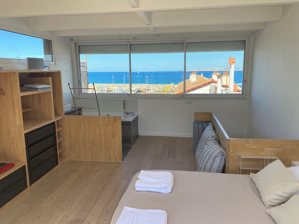 Maison Atypique Bord De Mer, Roof Top Et Vue 360 ° - Marseille