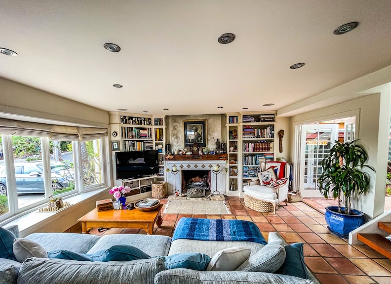 Casa Rey; A Tropical Paradise Just A Stroll Away From The Beach - Aliso Viejo, CA