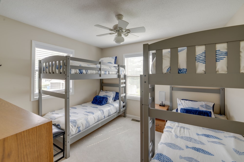 Waterfront Jackson Vacation Rental On Olcott Lake! - Jackson, MI