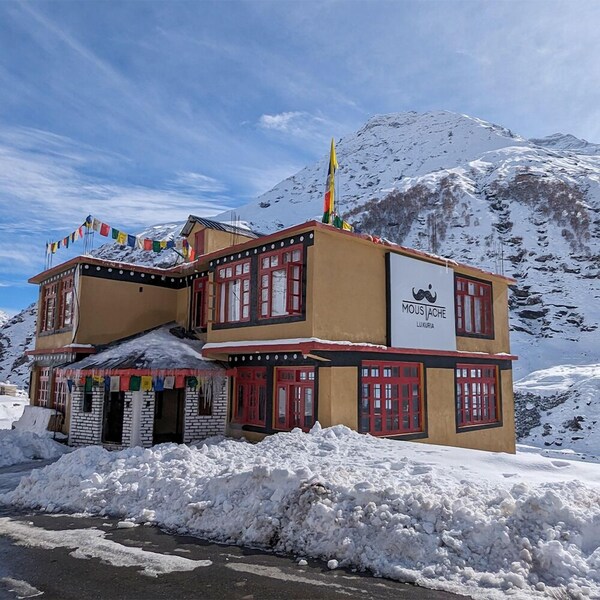 Moustache Koksar Luxuria - Lahaul And Spiti