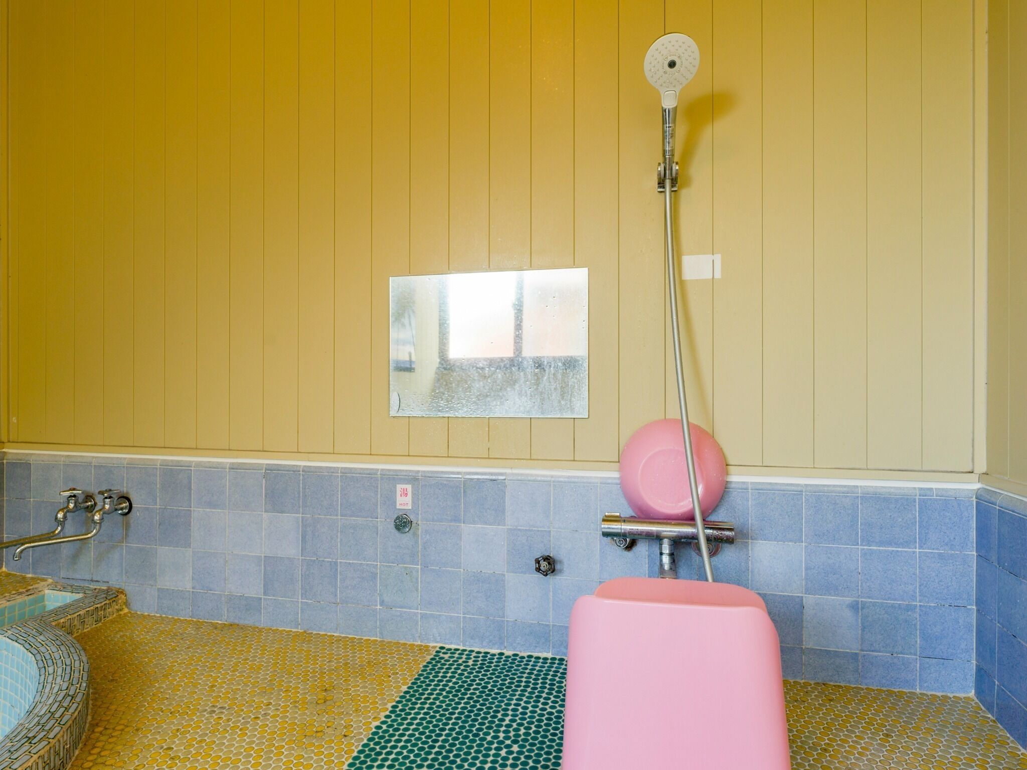 Nonsmoking Deluxe Room With Bathroom / Oshimamachi Tokyo - Ōshima Island