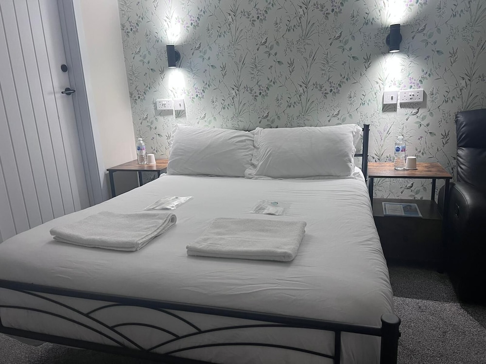 Deluxe Double Room - Taunton